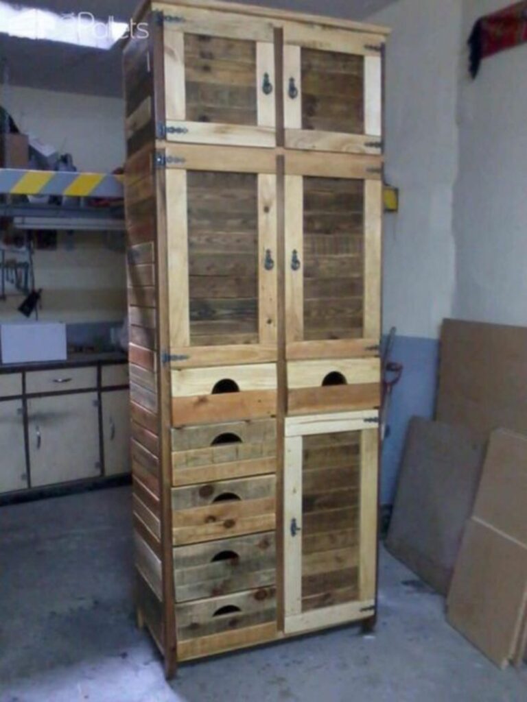 Wood Pallet Closet And Wardrobe With Amazing Ideas - HOW TO MAKE – DIY