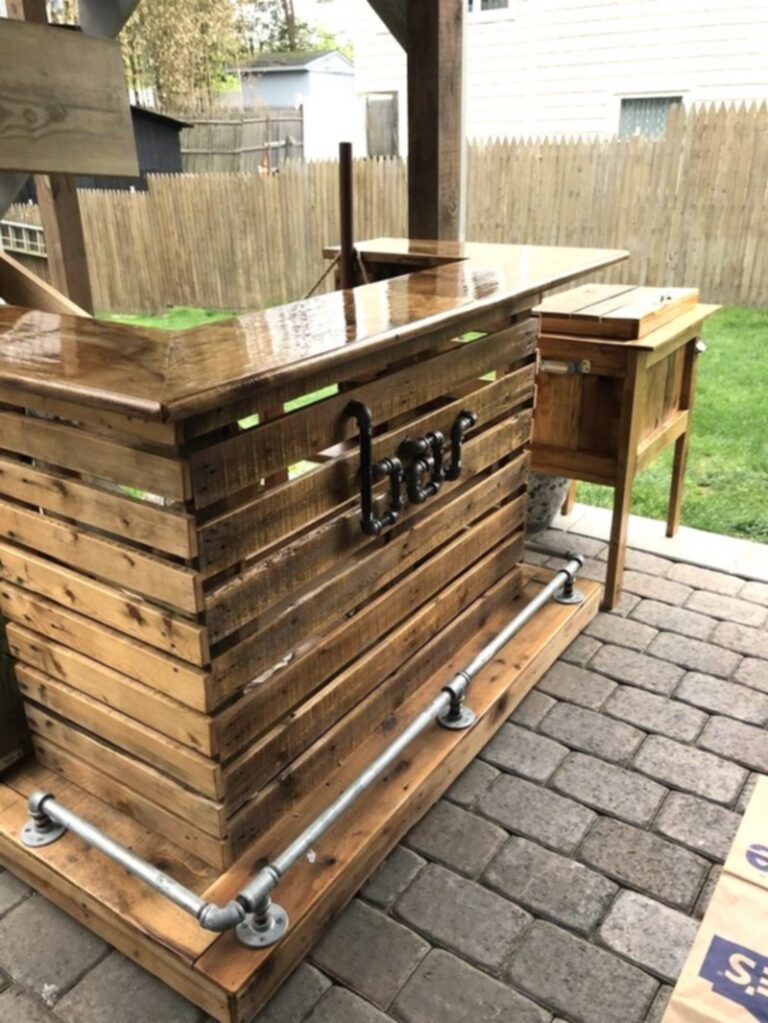 Easy Homemade Wooden Pallet Bar Plans - HOW TO MAKE – DIY