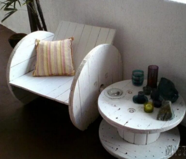 DIY Rustic Cable Spool and Pallet Wood Chairs - HOW TO MAKE – DIY