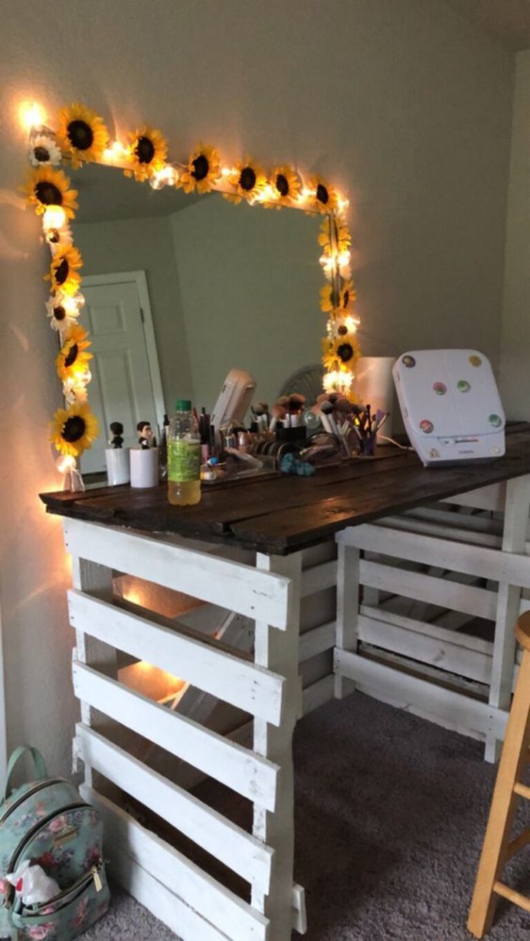 Wooden Pallet Vanity Makeup Ideas - HOW TO MAKE – DIY